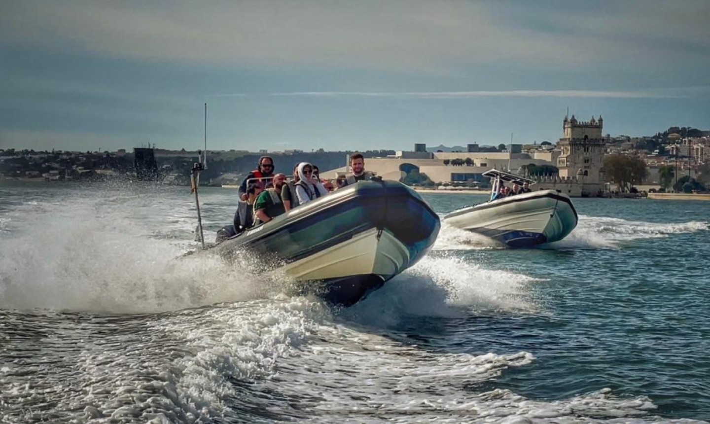 Verhuur van RIB Valiant Patrol 850 Lizbona (DISCOVERY) | SamBoat
