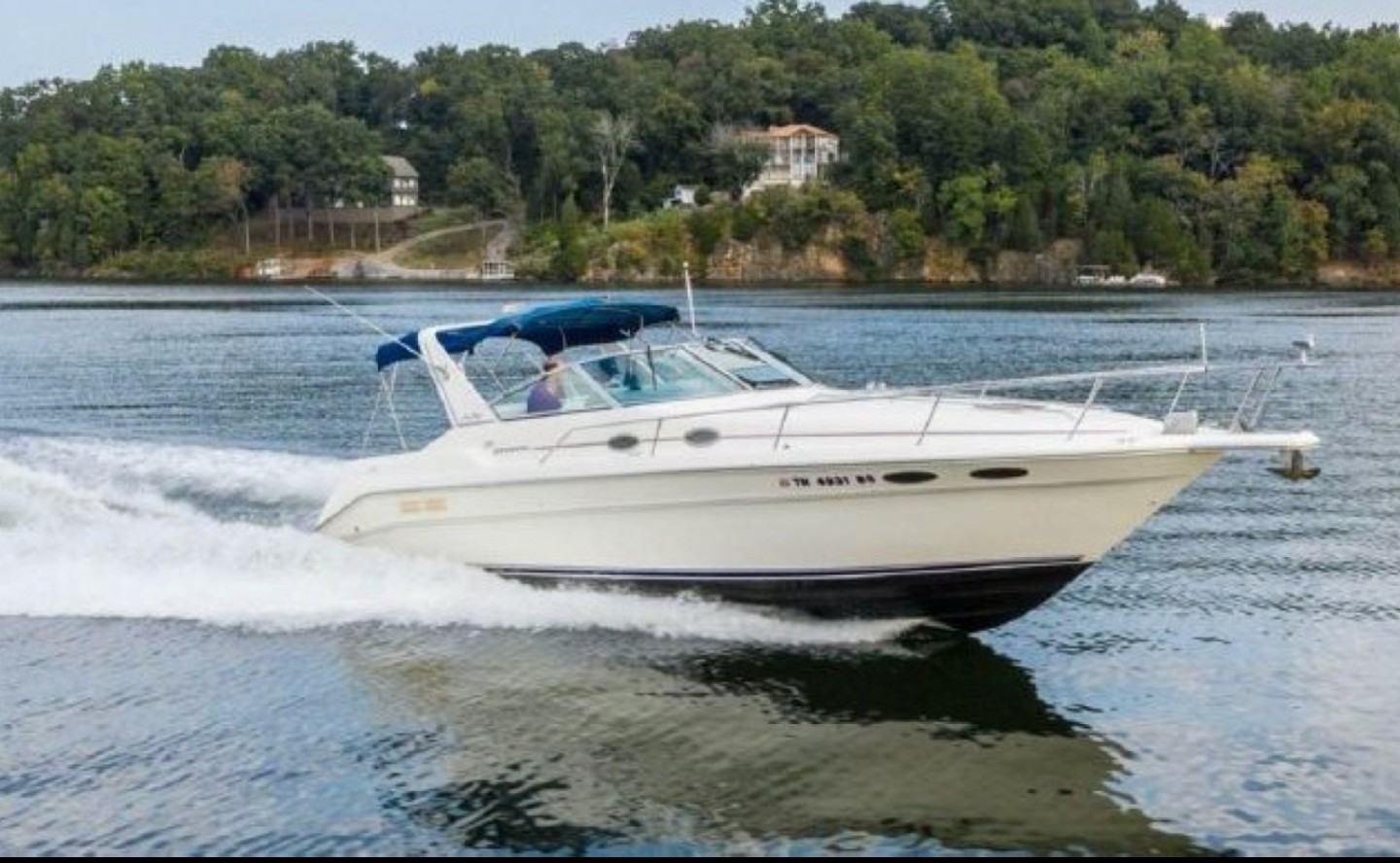 Verhuur van Motorboot Sea Ray 330 Sundancer Marbella | SamBoat