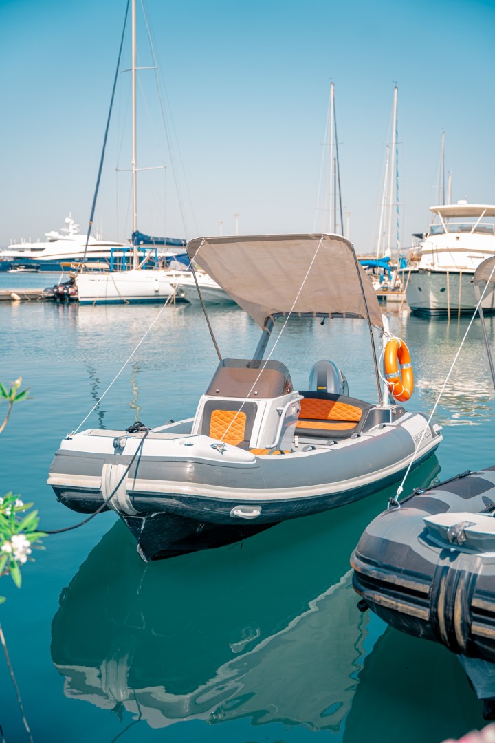 Verhuur van RIB Highfield Sport 520 Siracusa (Highfield Sport 520 ...