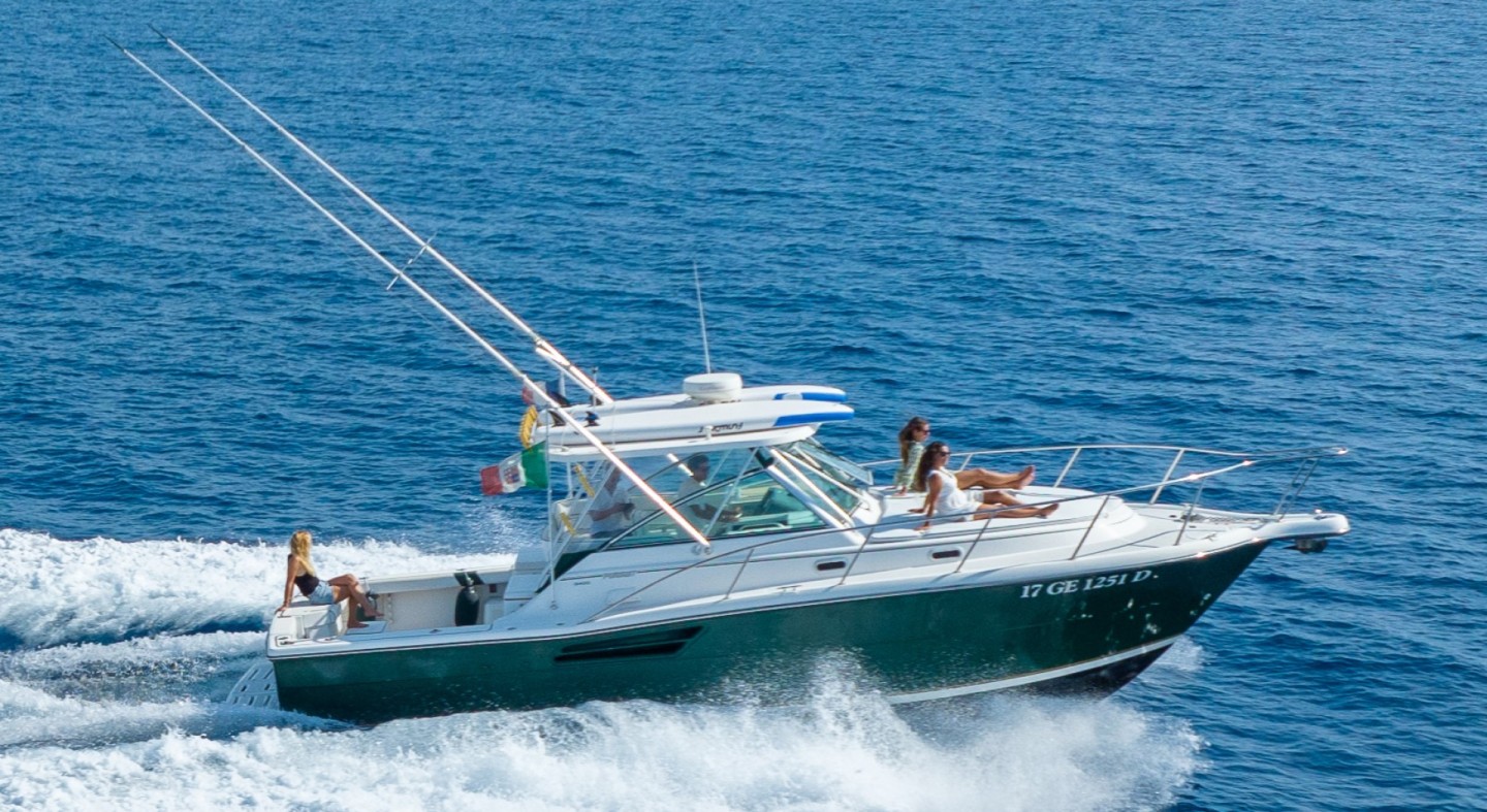 Verhuur van Motorboot PURSUIT 3400 "Express" Monako | SamBoat