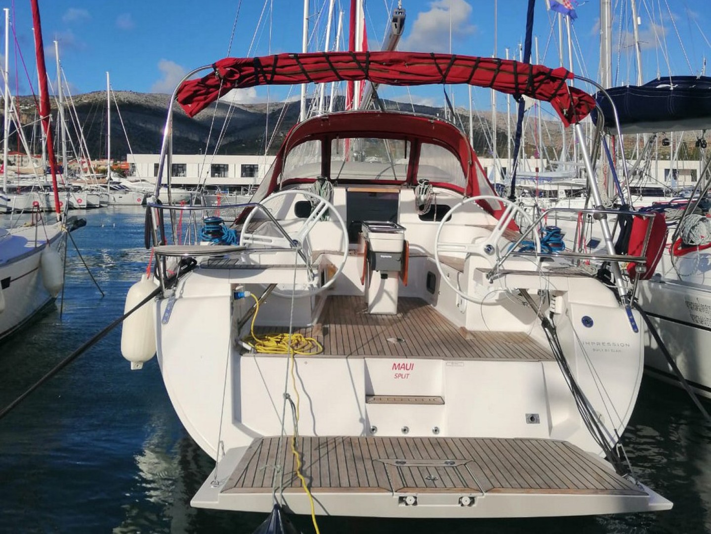 Verhuur van Zeilboot Elan 45 Sztokholm (Maui) | SamBoat