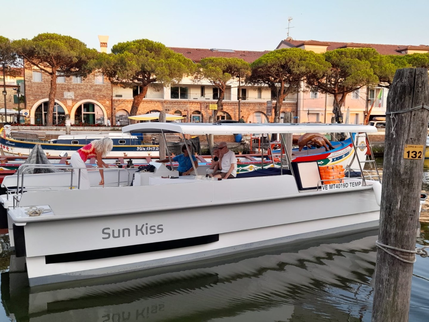 Verhuur van Motorboot Lagoon 33 solar Caorle (Sun Kiss) | SamBoat