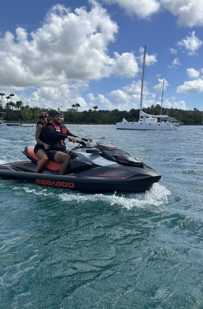 Verhuur van Jet Ski Sea-Doo GTI 170 Fort-de-France | SamBoat