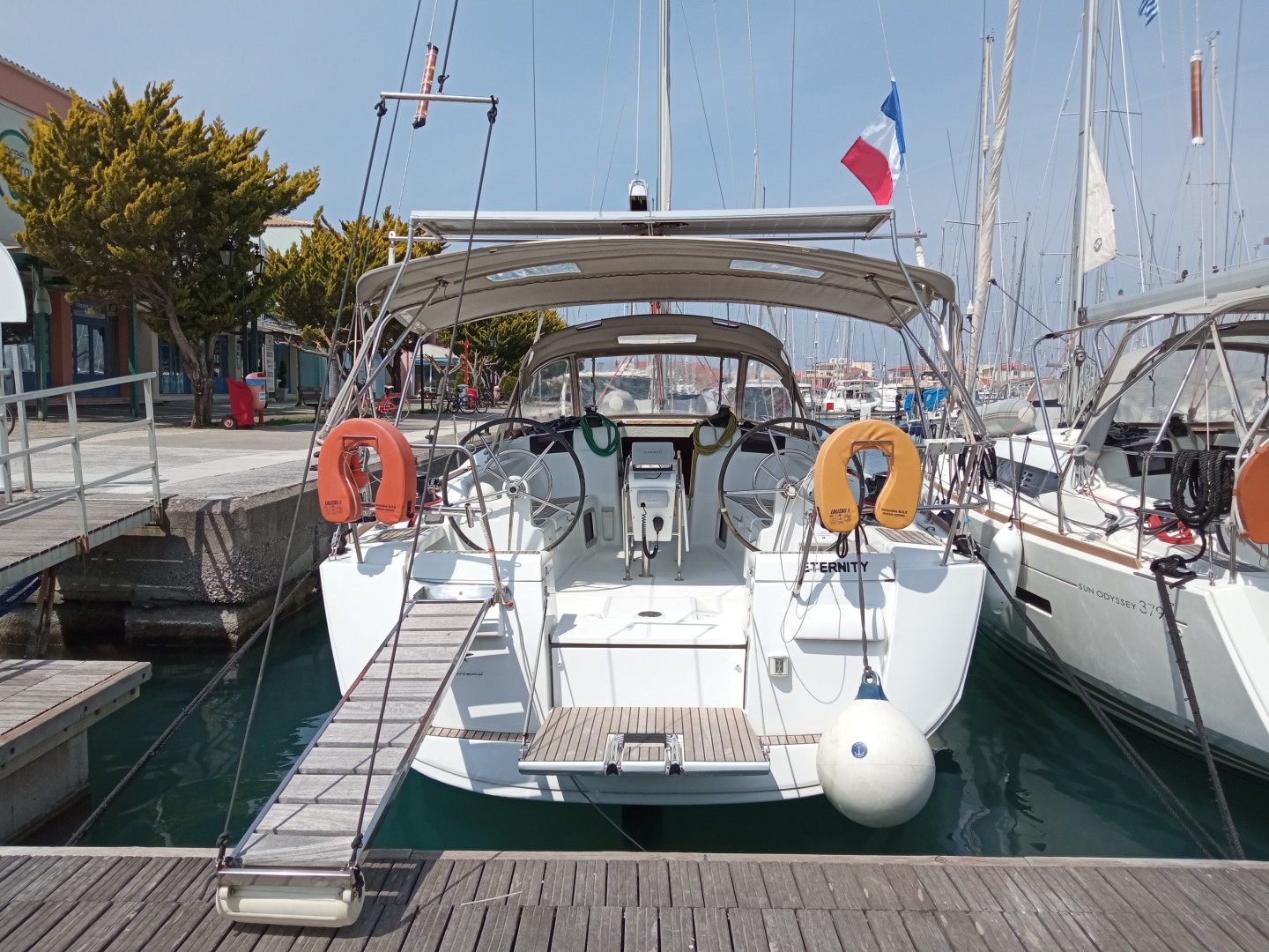 Verhuur van Zeilboot Jeanneau Sun Odyssey 409 Lefkáda (Eternity) | SamBoat