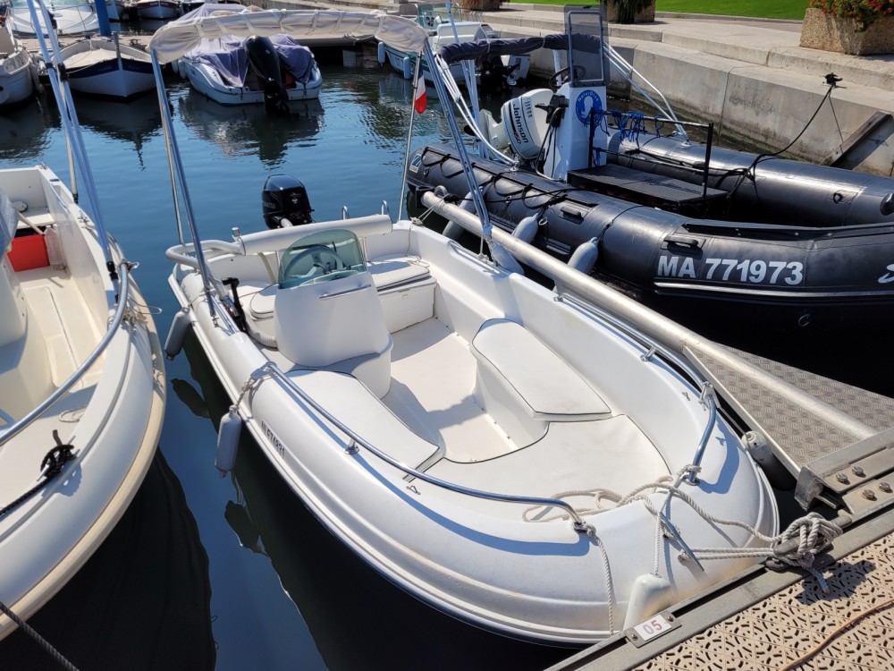 Verhuur van motorboot Rigiflex Cap 400 Cannes (L'Hédoniste) - SamBoat